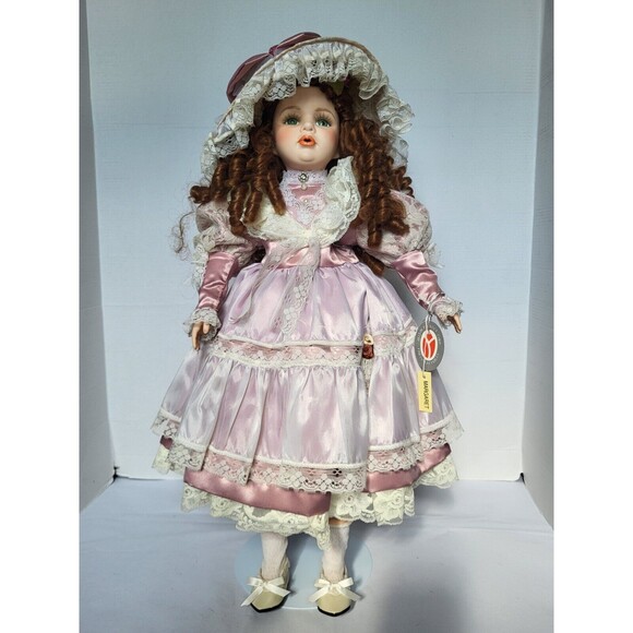 Delton Products Corp. | Accents | Vintage Delton Porcelain Doll 2 ...